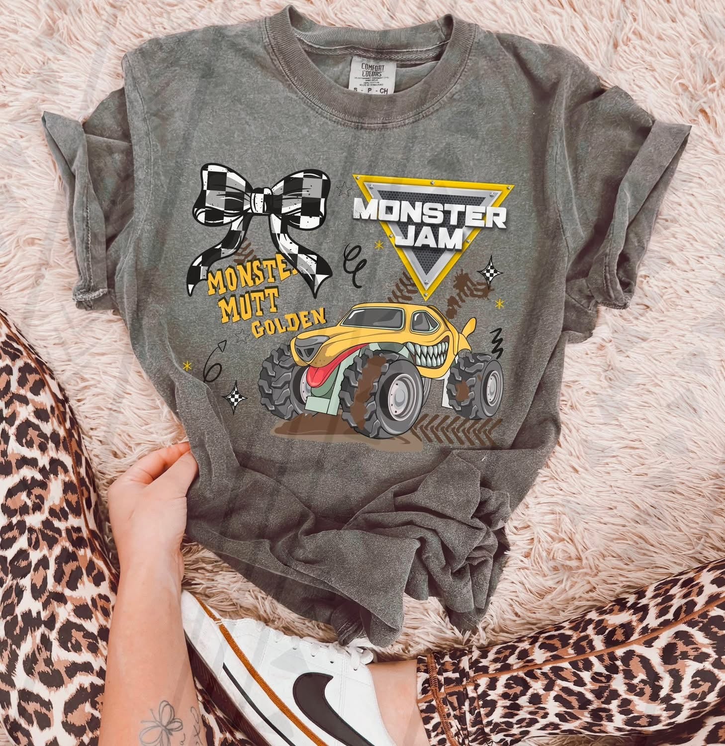 Monster Mutt Golden Bow – Plaid Panther DTF Transfers